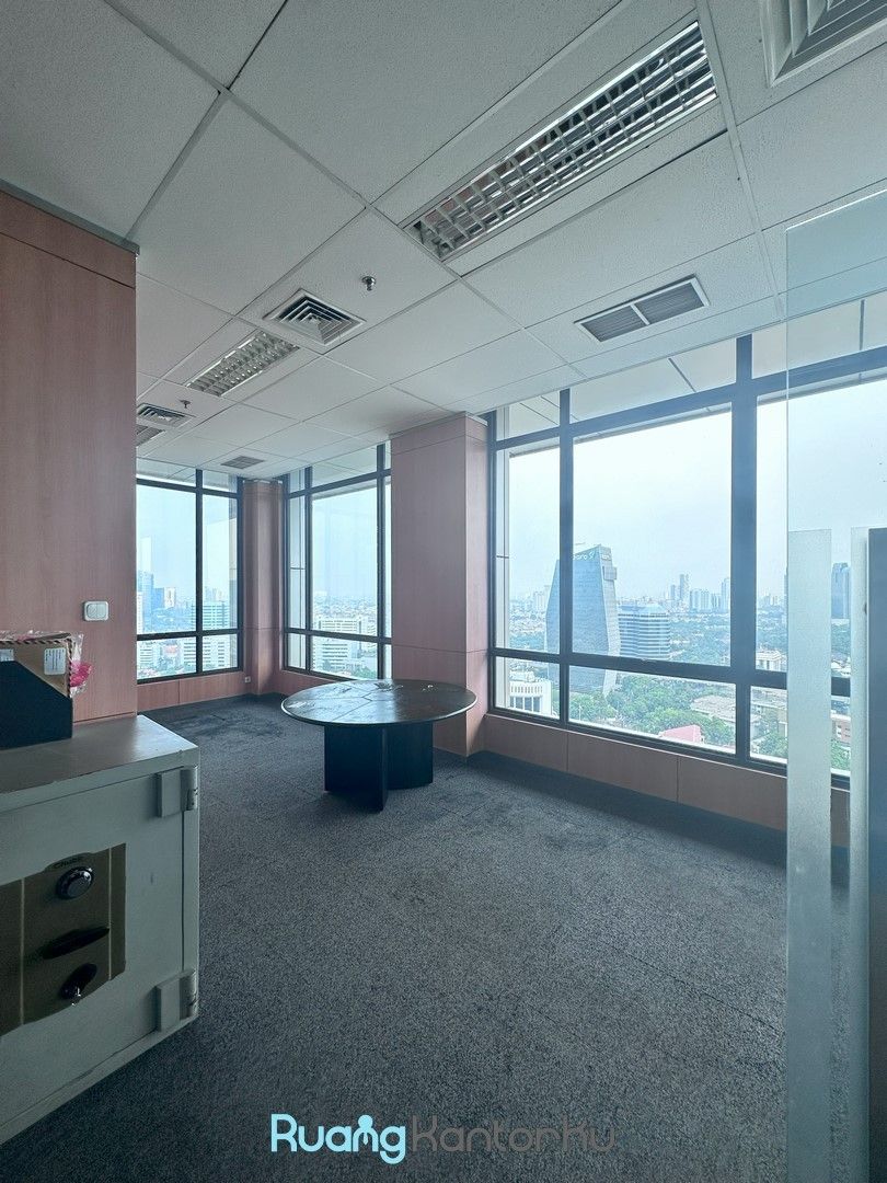 Disewakan Ruang Kantor 445 sqm di Menara Anugrah, Kuningan Jakarta.